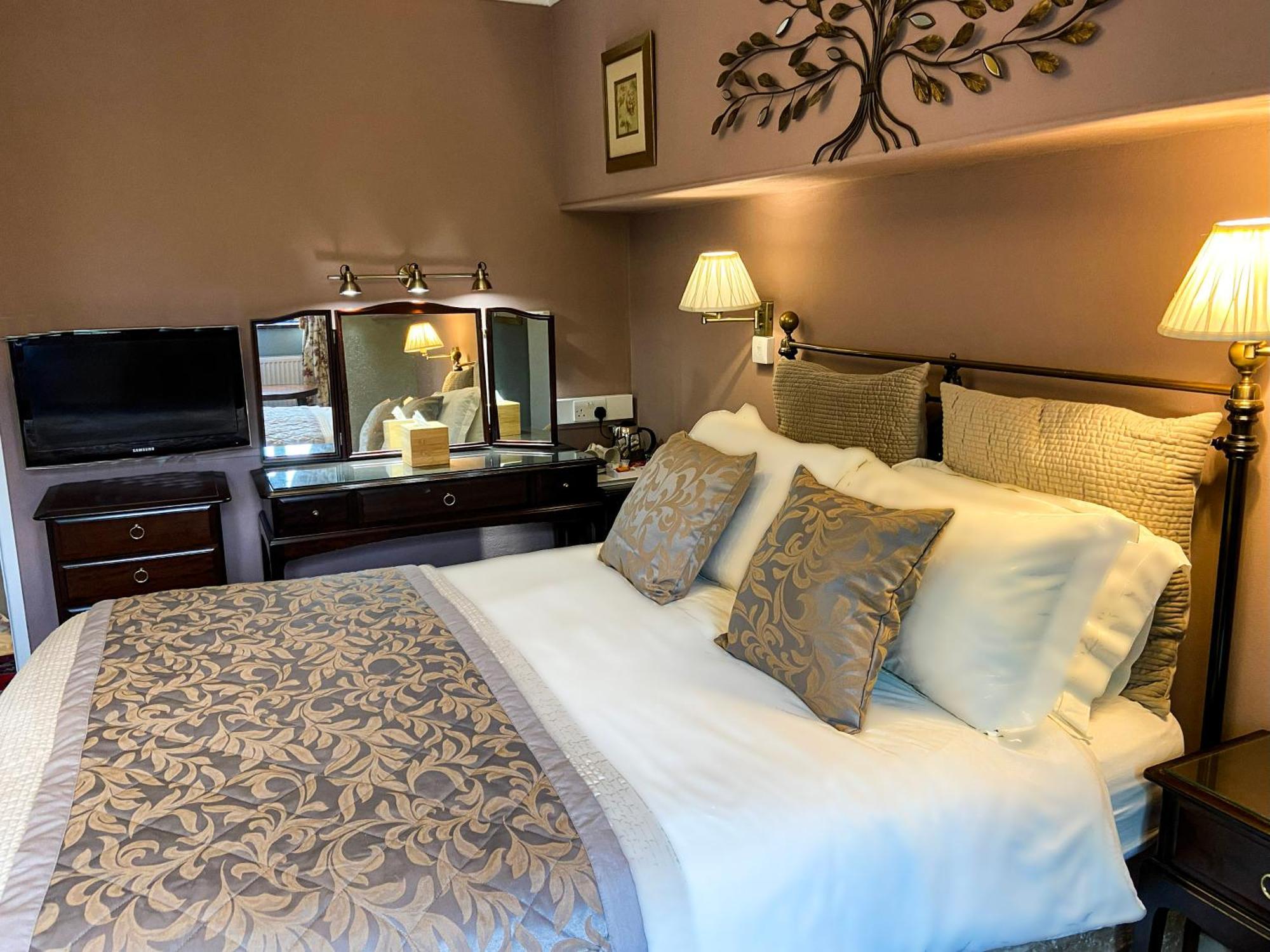 HOTEL STOW LODGE | ⋆⋆⋆ | STOW-ON-THE-WOLD, UNITED KINGDOM | SEASON ...
